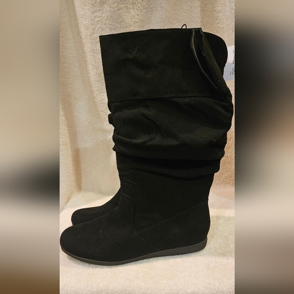 St. John's Bay | Shoes | St Johns Bay Boots | Poshmark